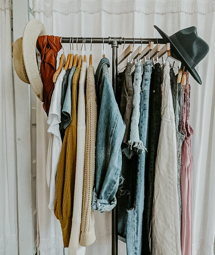 How to create a capsule wardrobe within 6 months! – Vintage Willows ...